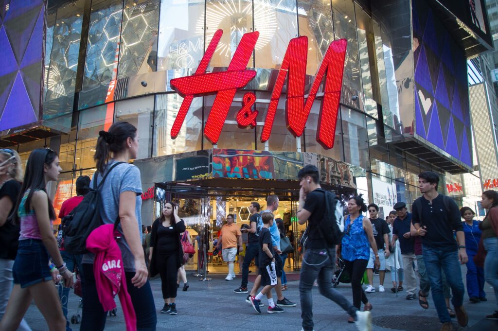 Marketing Strategy Of H&M - Detailed Analysis 2025 Updated